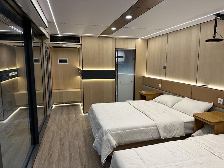 Apple Cabin C5 Capsule Home - Space Capsule House